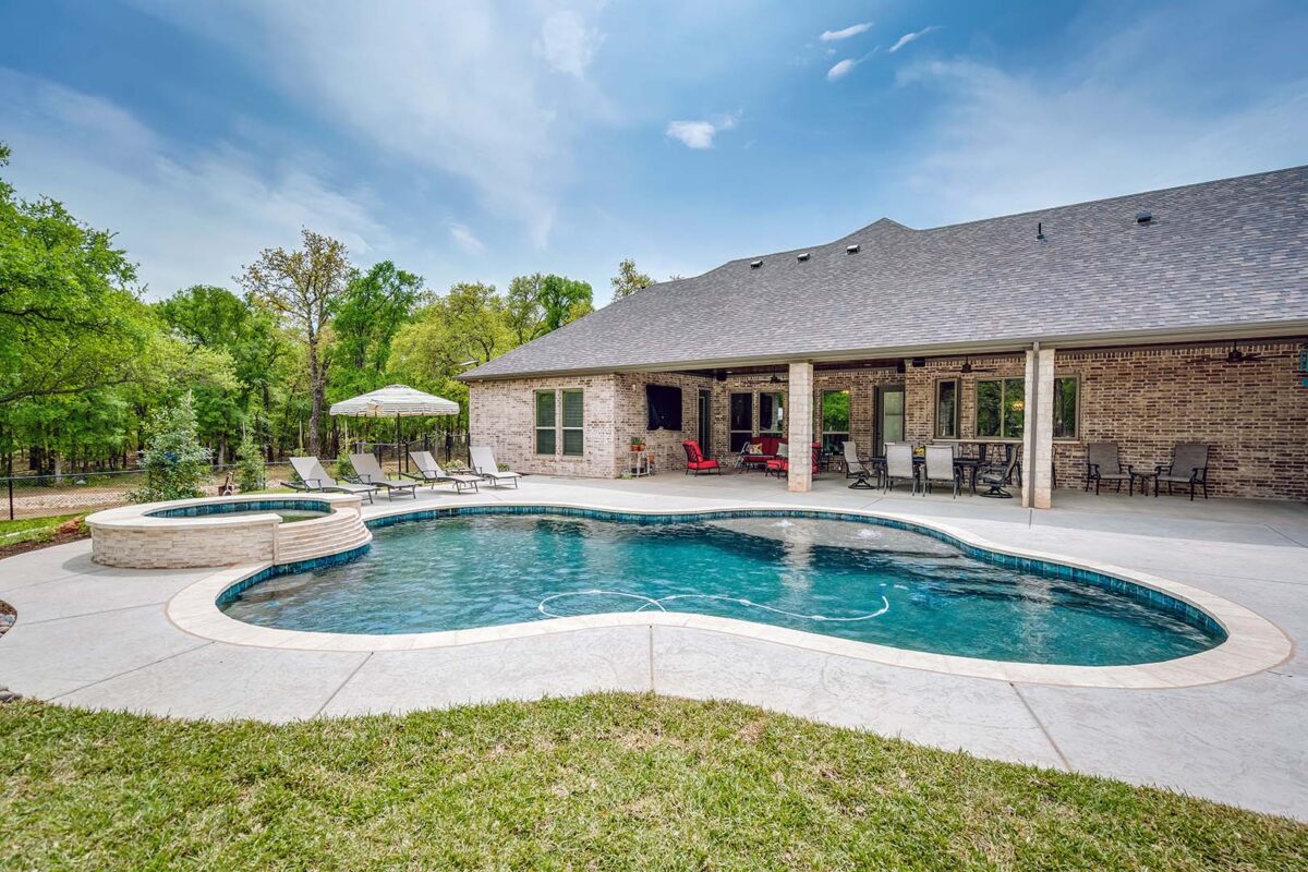 Custom Pool Builder & Pool Service in South Fort Worth | Lemaster ...